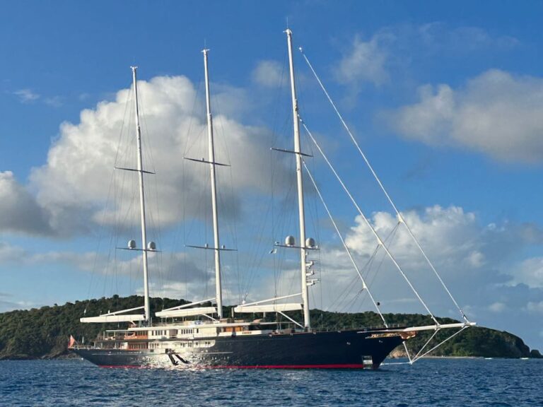 The World's 2nd Largest Sailing Yacht, Built by Amazon Founder Jeff ...